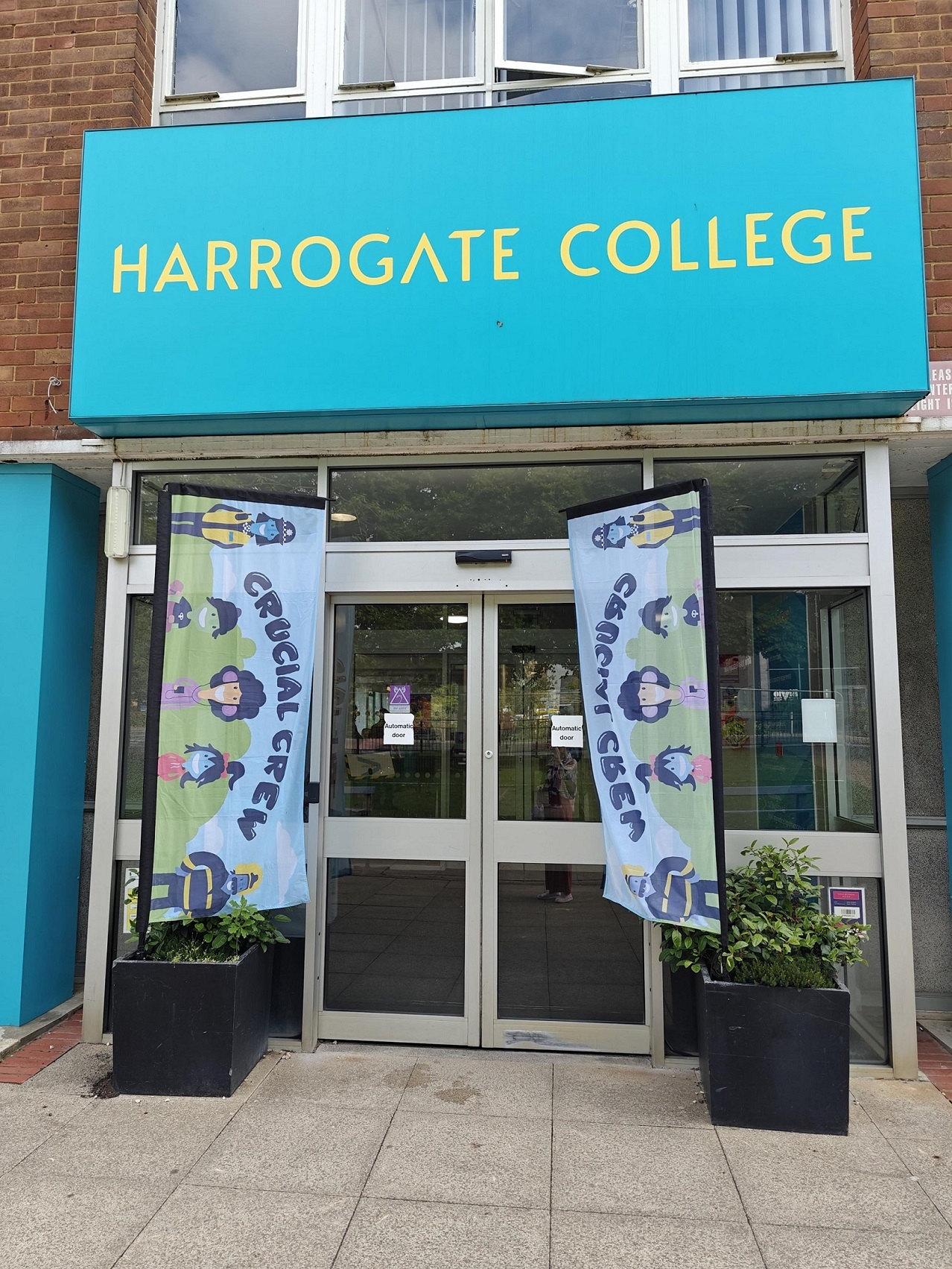 Crucial Crew returns to Harrogate | North Yorkshire Police